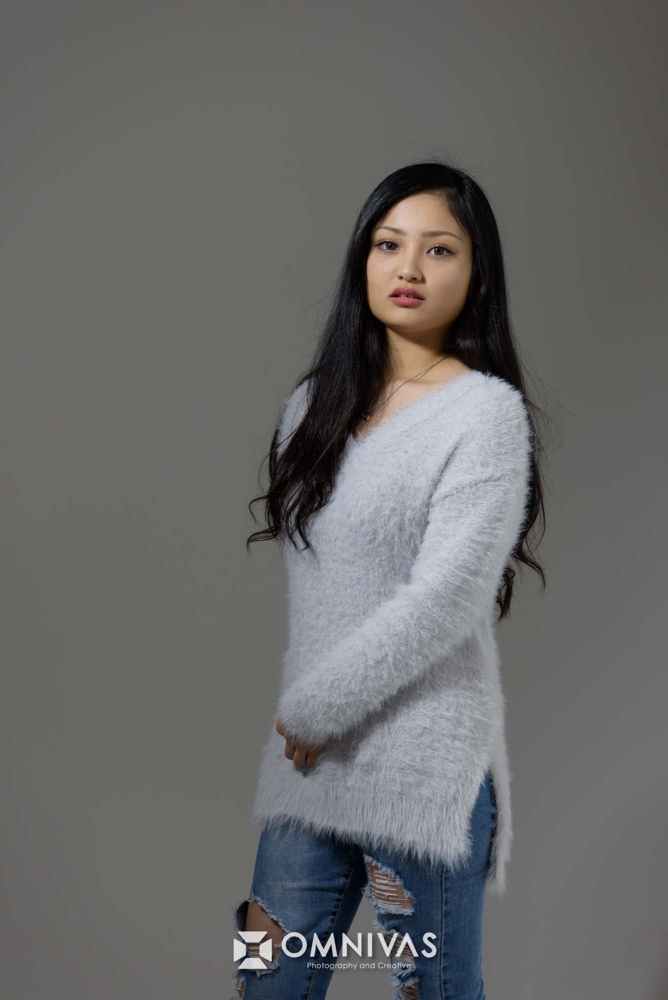 【モデル撮影】1灯で変化を作る！ライティング比較【迷ったときに見返したい】 │ 撮影機材のOMNIVAS（オムニバス）