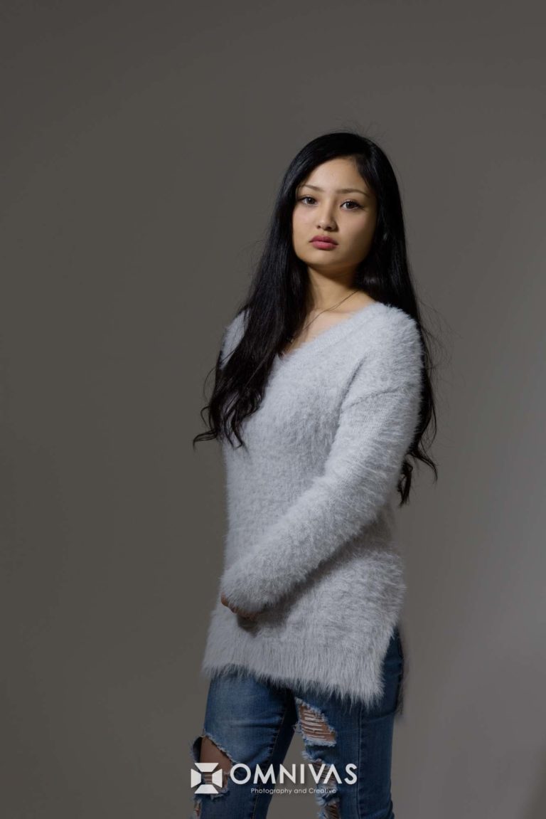 【モデル撮影】1灯で変化を作る！ライティング比較【迷ったときに見返したい】 │ 撮影機材のOMNIVAS（オムニバス）